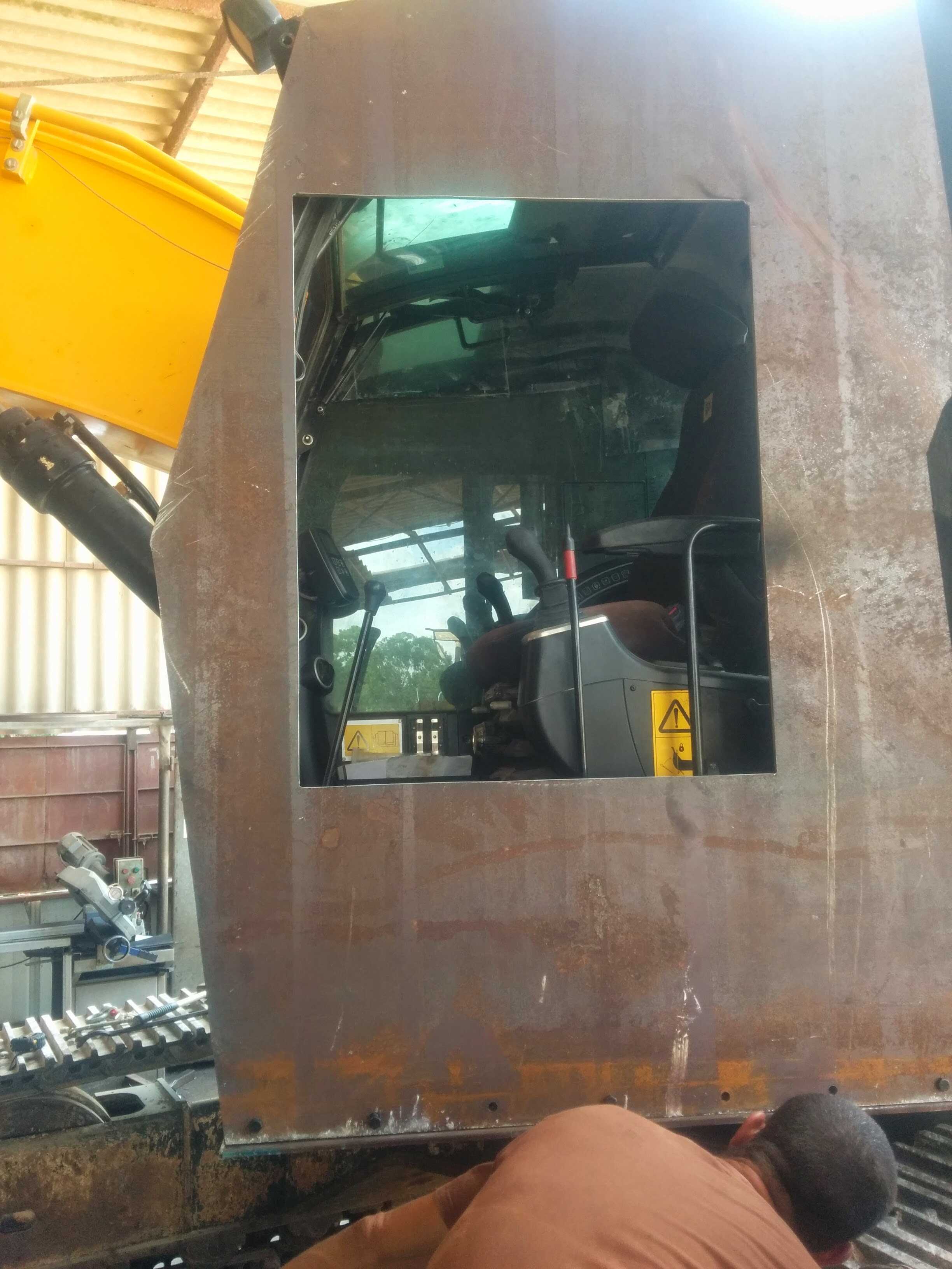 Armored Cabs – Seal Projects